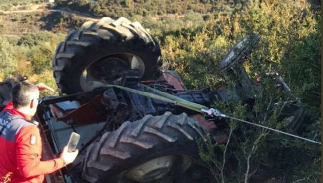 Cuatro muertos en las carreteras, tres de ellos en tractor, desde el ...