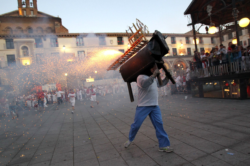 Interior entiende que el toro de fuego puede celebrarse como hasta ...