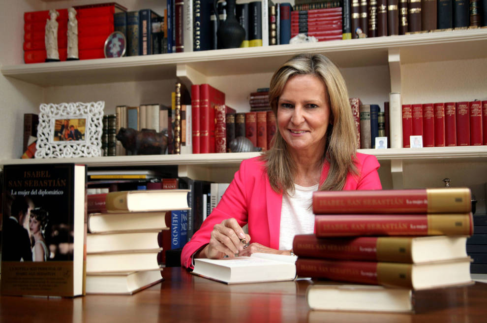 Isabel San Sebastián: “Ganar dinero con las novelas me permite una ...