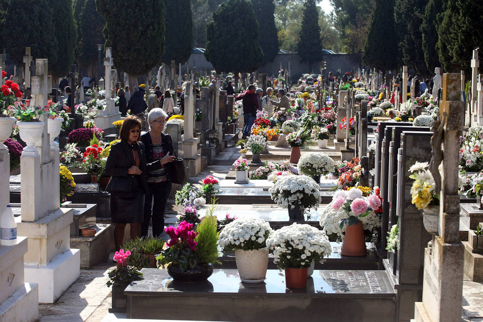 El cementerio de Tudela dispone de más de 400 nichos libres y 37 ...
